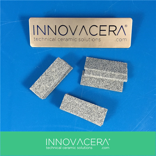 Porous Ceramic Plates As Suction Pick Arm For Thin Film | 英诺华