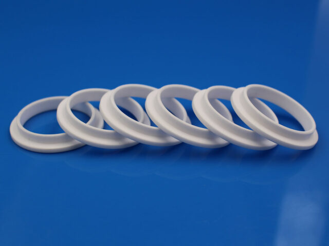 Alumina Ceramic Insulator Rings | INNOVACERA