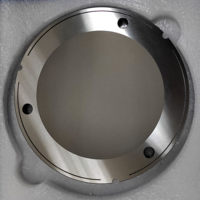 Microporous Ceramic Vacuum Chucks | INNOVACERA