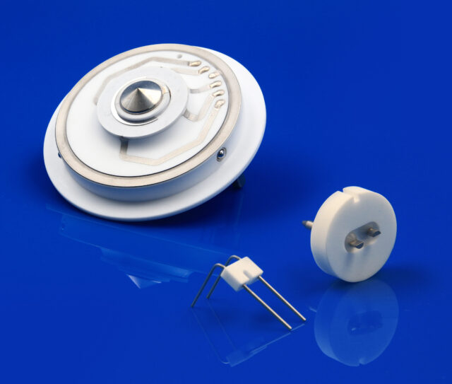 Filament Assemblies for SEM, TEM and Mass Spectrometry INNOVACERA