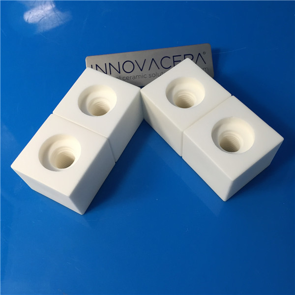 Alumina Ceramic Locating Plates With Screwing Bushing | INNOVACERA